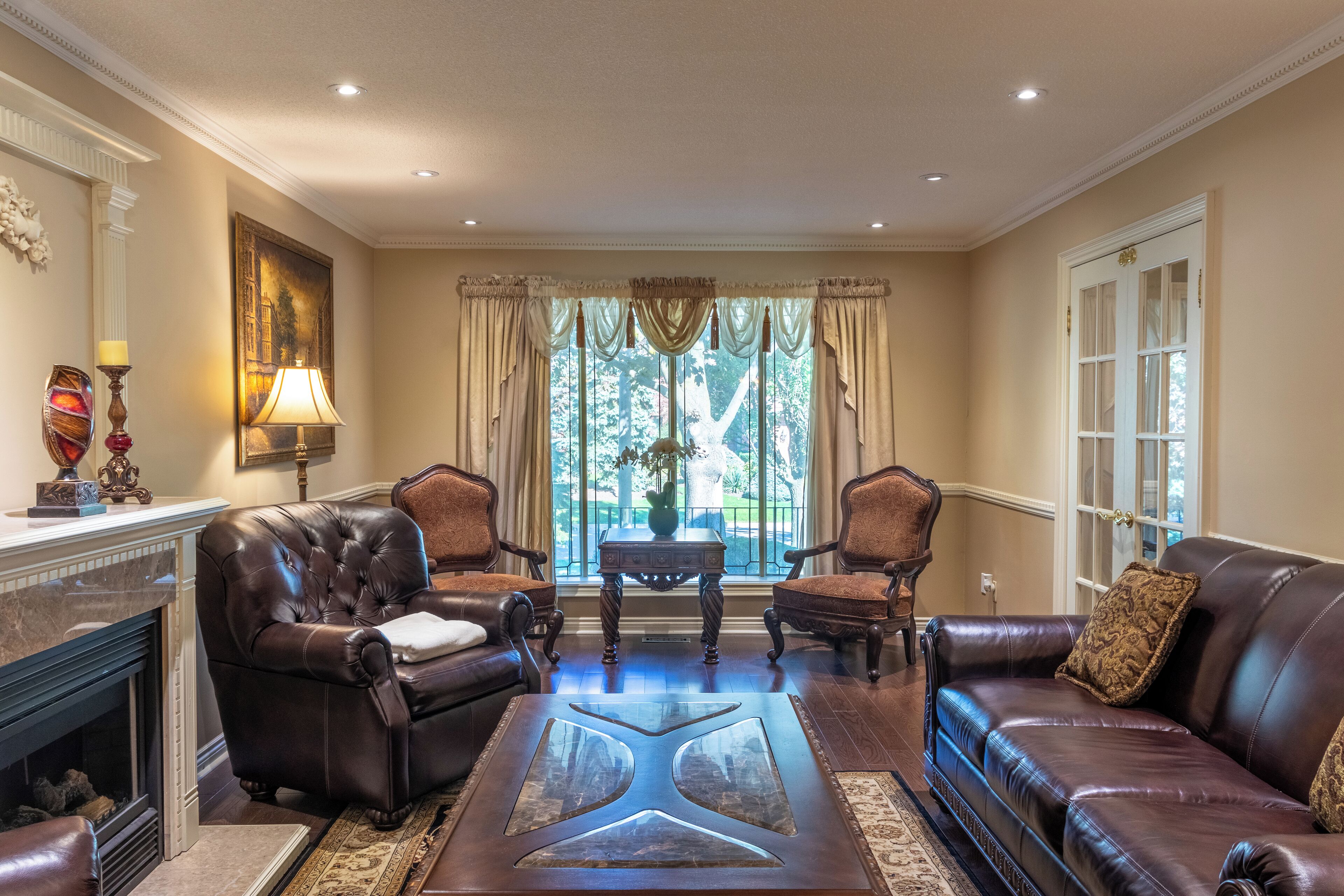 Elegant Mansion With Private Bar & Social Lounge - 256