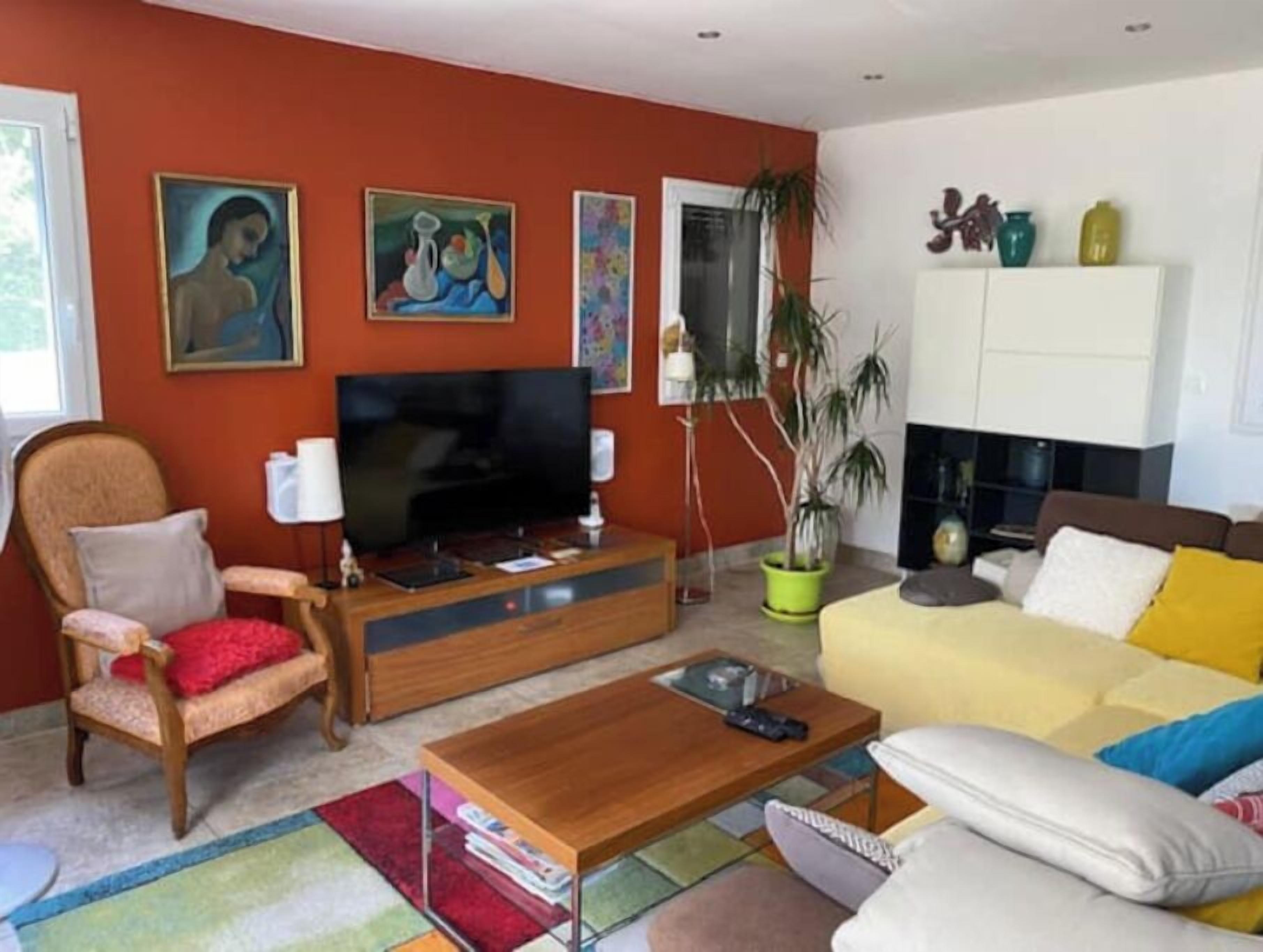 Agréable Villa, Bien Exposée - Bauduen