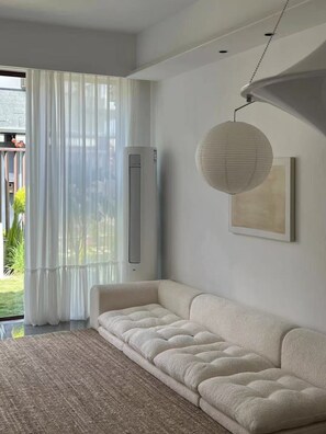 Casa de Férias Clássica, vista para o jardim | Sala de estar