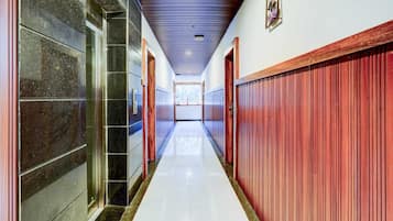 Suite Superior, vista para a colina | Interior