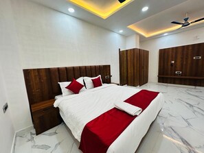 Quarto casal, vista para a cidade