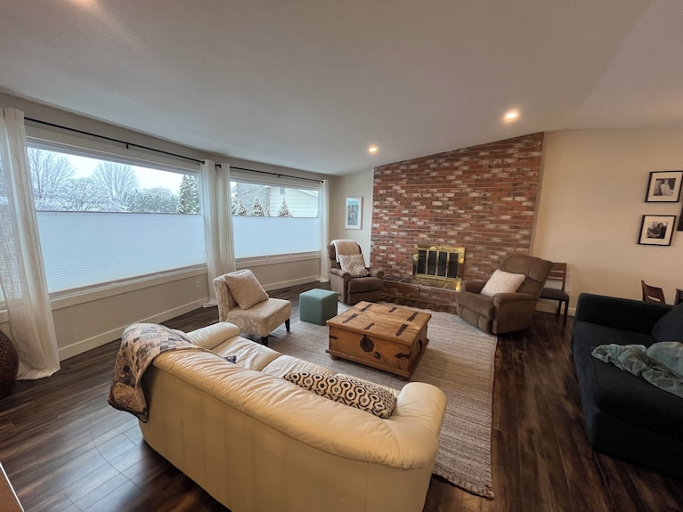 Close To Wineries, The Beach, Trails, And Downtown - Penticton