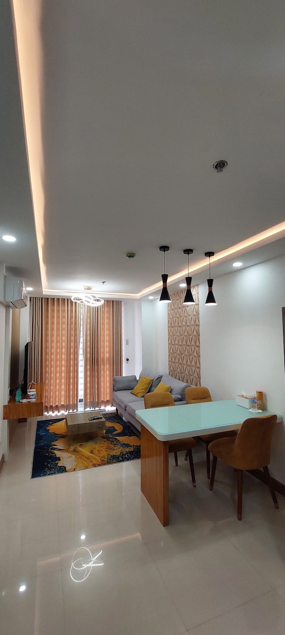 Unit 706-one Bedroom Unit At One Pontefino Tower - 八打雁