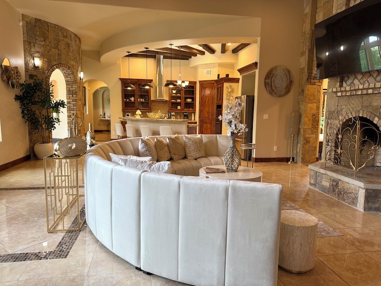 Spacious 5-bedroom Grand Estate In Beautiful New Braunfels - ニューブラウンフェルズ, TX