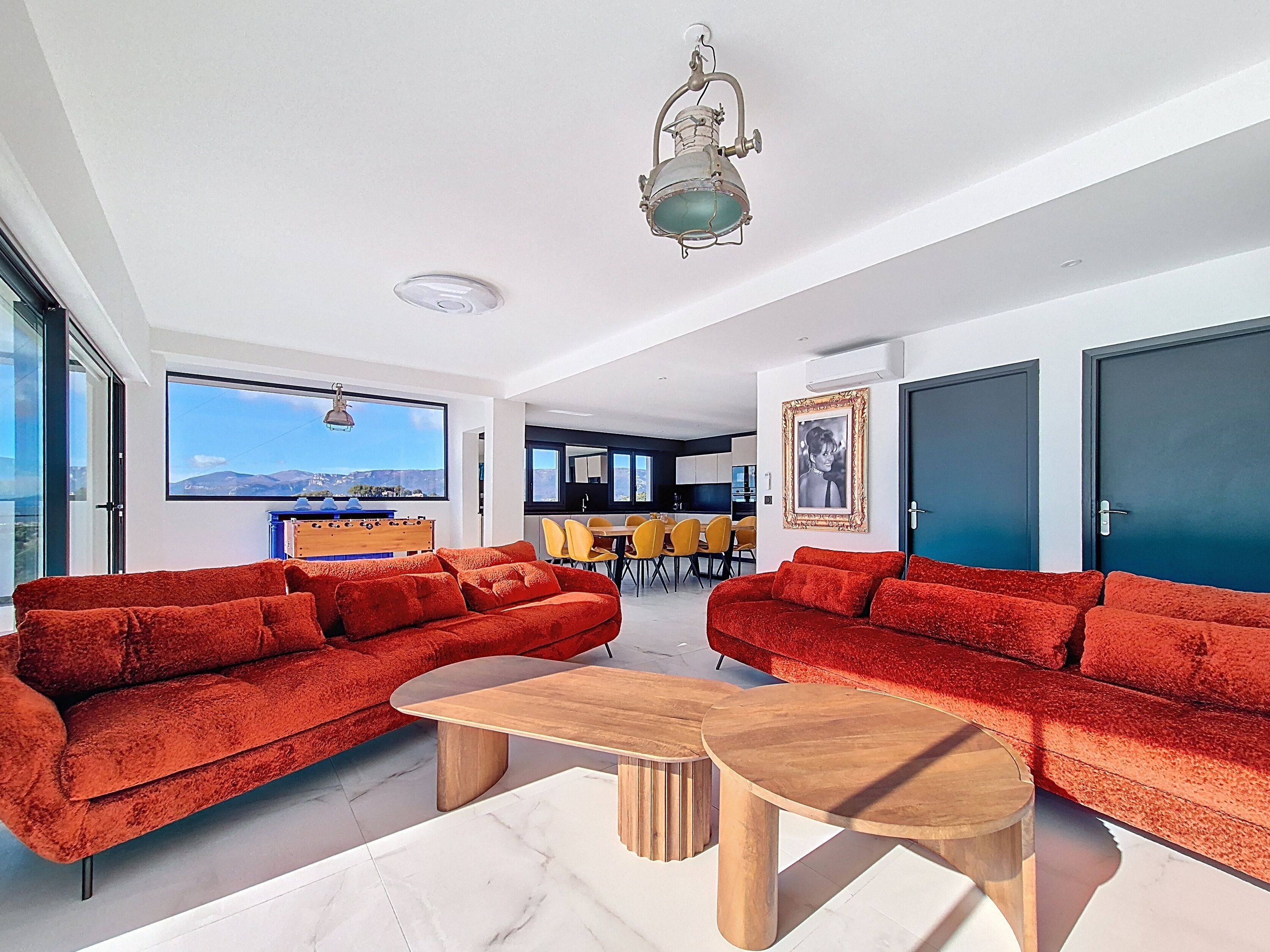 Domaine Datcha - La Dolce Vita, In Total Intimacy - Nice