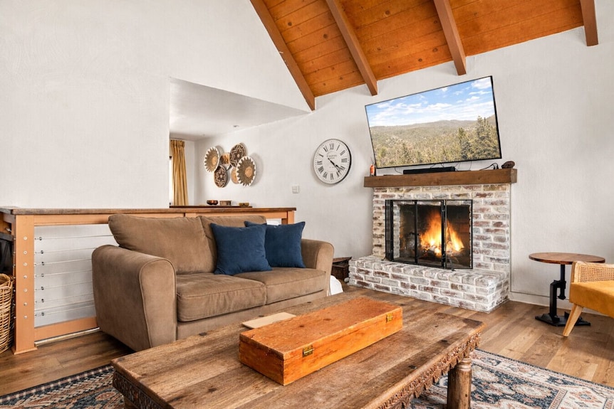 Timberlake Chalet | Gather | Unwind | Nature - Hesperia, CA