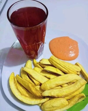 Café da manhã com buffet grátis todos os dias