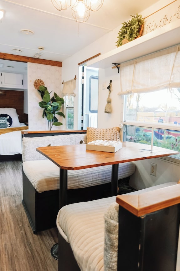 Cozy Glamping Retreat Sleeps 4 Family Fun Or Romantic Getaway - 탬파