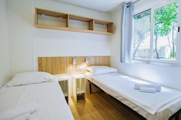 Small Camp Kr - Campania