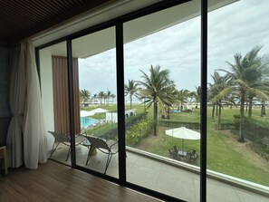 Villa, piscina privativa, vista para a praia | Interior