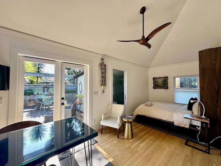 Modern Rockridge Studio With Private Deck - Orinda, CA