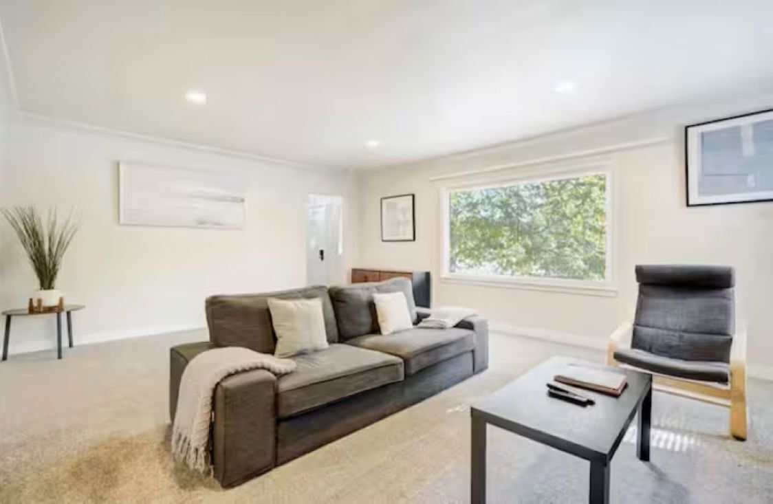 Serene 2-bedroom House In Charming Colorado Springs Neighborhood - Colorado Springs, CO
