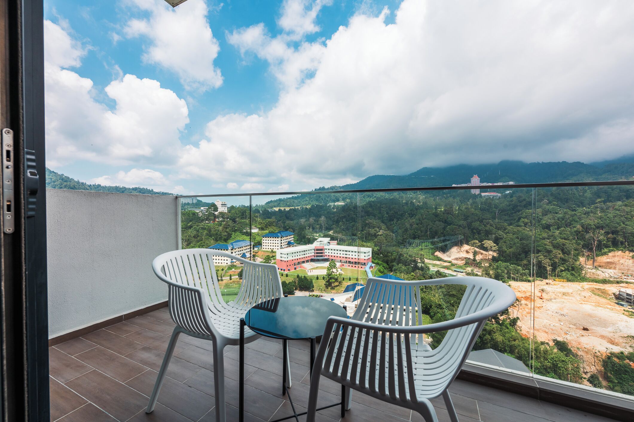 Suite Deluxe, 1 cama king-size, varanda | Refeições ao ar livre