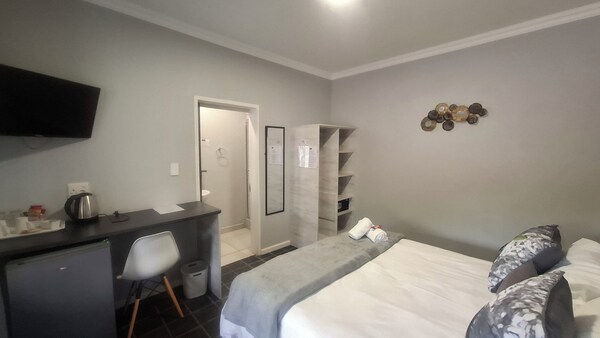 Gables B&b Guesthouse - George