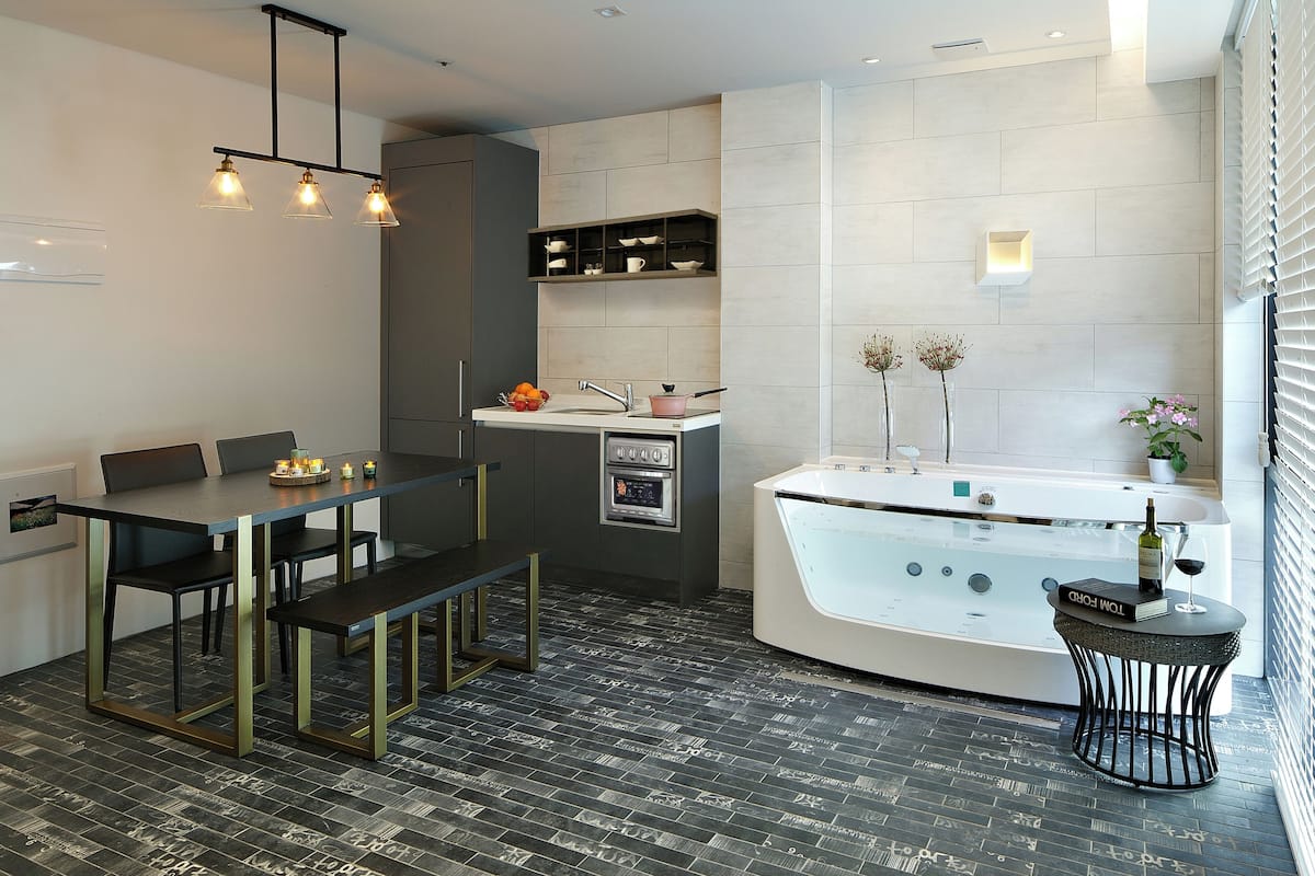 Quarto (Full Moon Stay 202) | Wi-Fi de cortesia