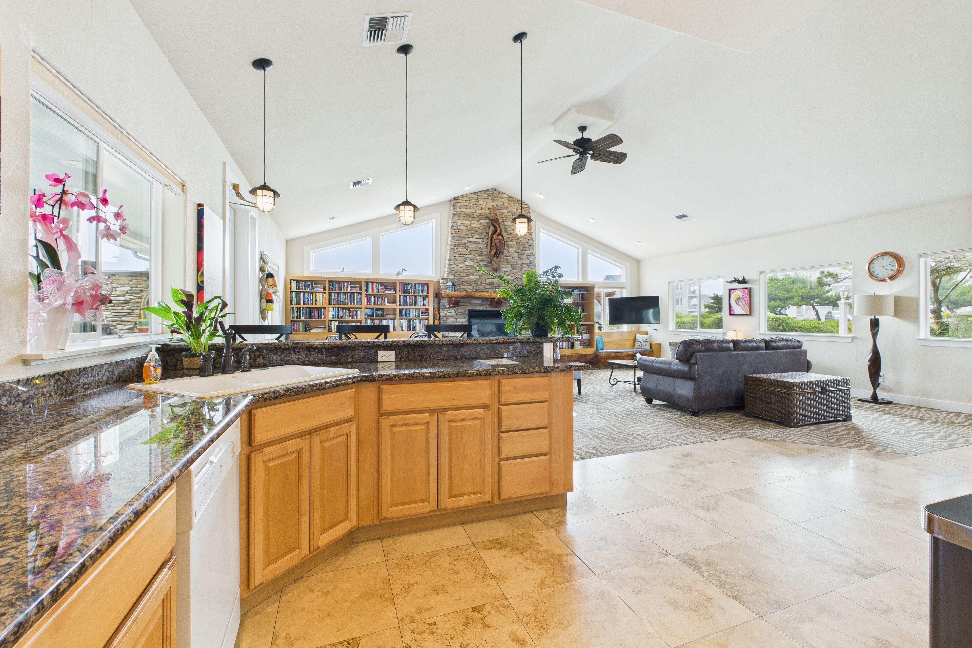 New! Pool, Bbq, Beach Access, Hot Tub, Gym (Sdreaming) - Westport