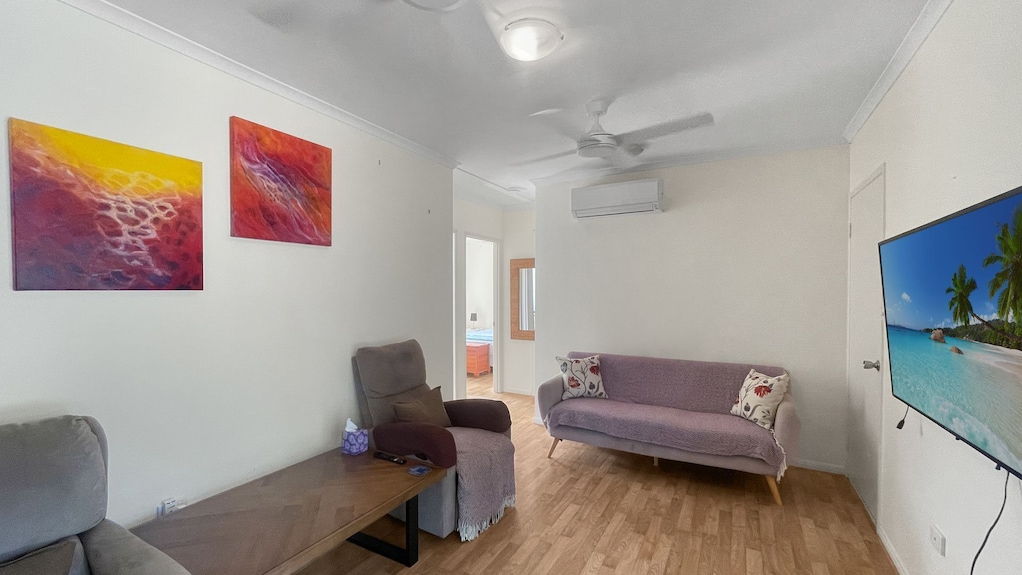 Gigi's Getaway - Townsville