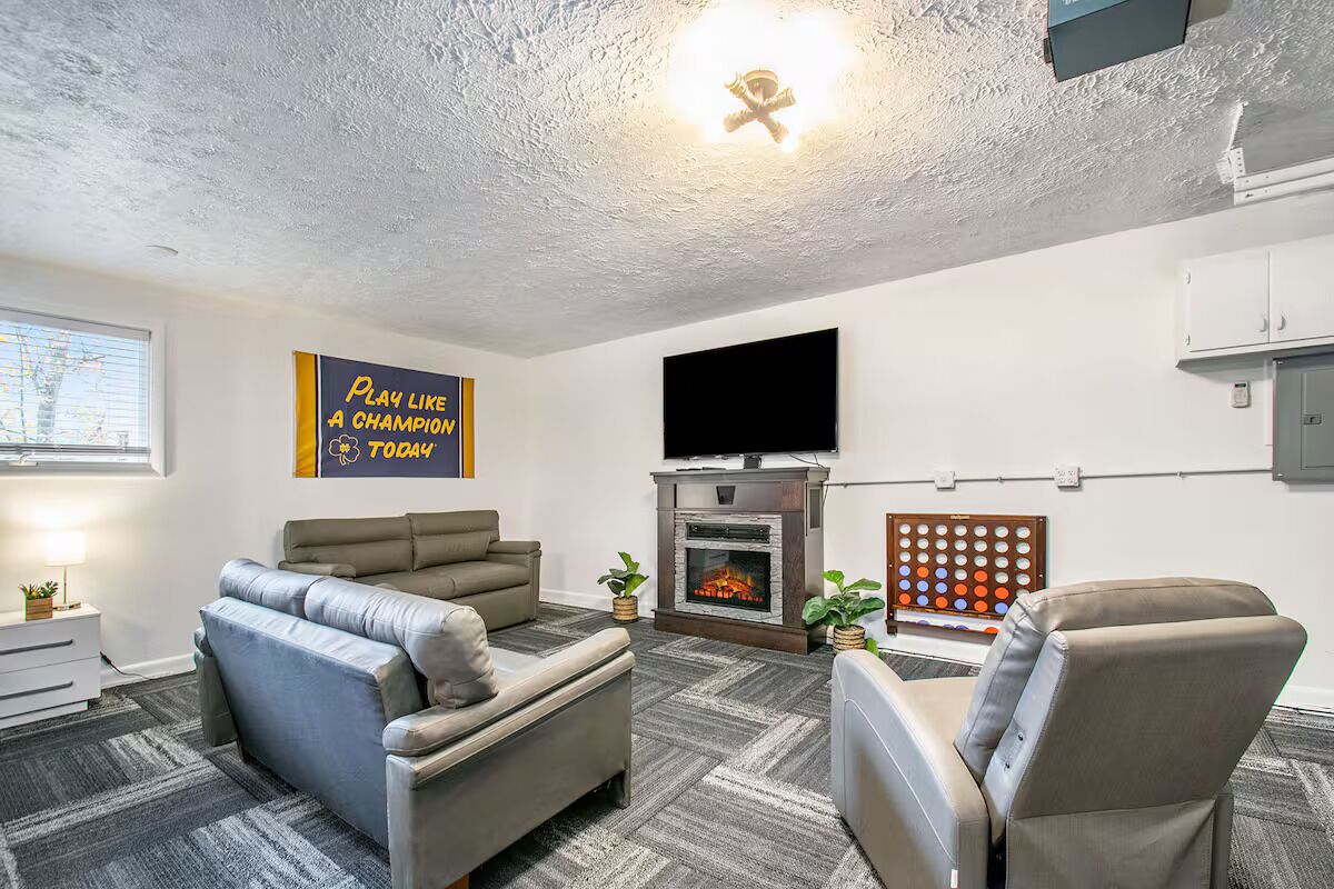 Riverhaven! Glamorous A-frame On St Joe River! - Constantine, MI