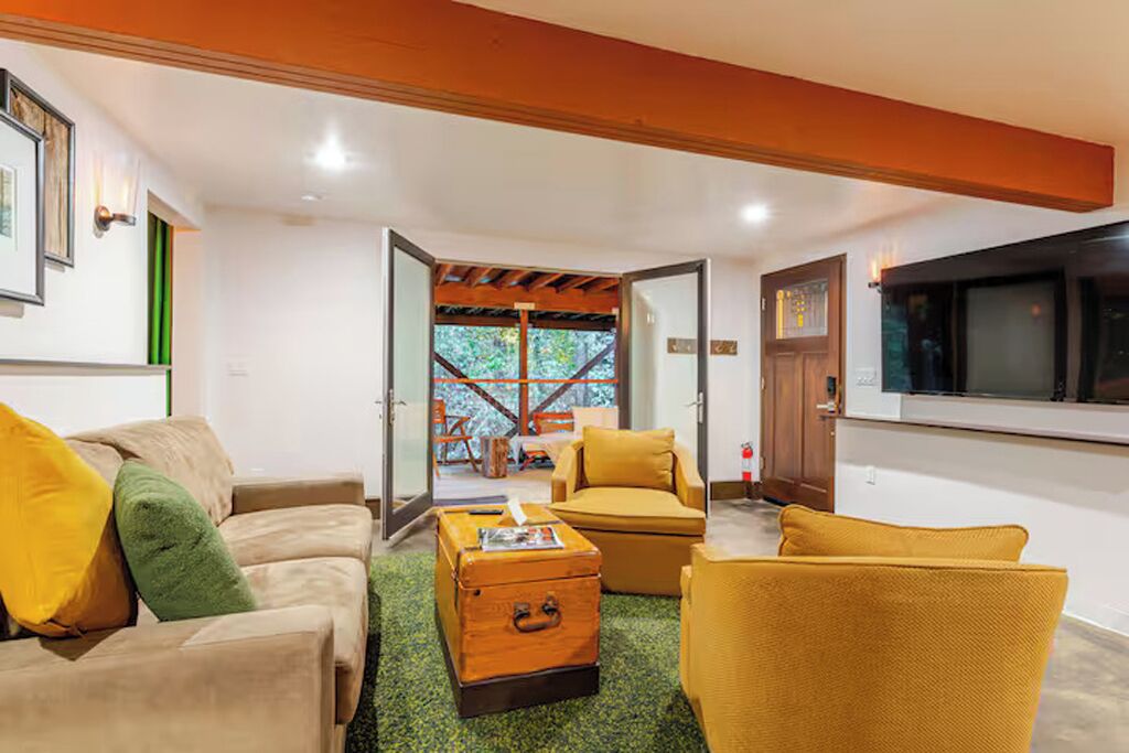 Relaxed 1 Bedroom Under The Russian River Redwoods - Russian River, CA