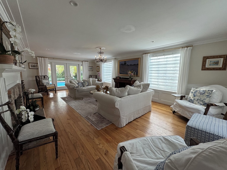 Spacious 5-bedroom Home With Tropical Pool. Near Beach In Sunny Fort Lauderdale. - Fort Lauderdale, FL