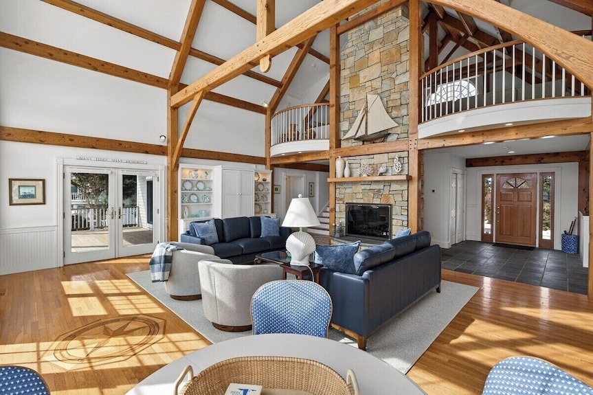 Wind Rose Estate Waterfront W/private Dock & Views - Seagull Beach, MA