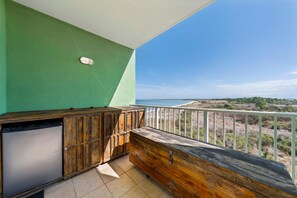 Condo, várias camas (Navy Cove Harbor 1209) | Área da propriedade