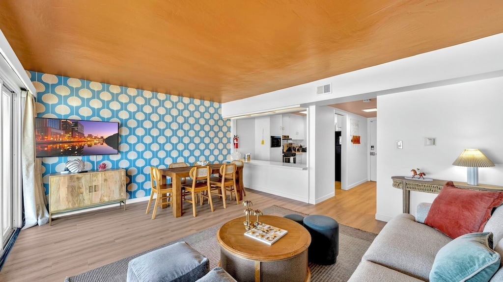 The Pearl - Ocean Front - Mission Bay, CA