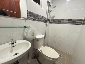 Quarto Standard | Casa de banho