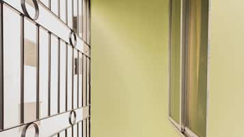 Quarto Duplo Económico, Vista para a cidade | Interior