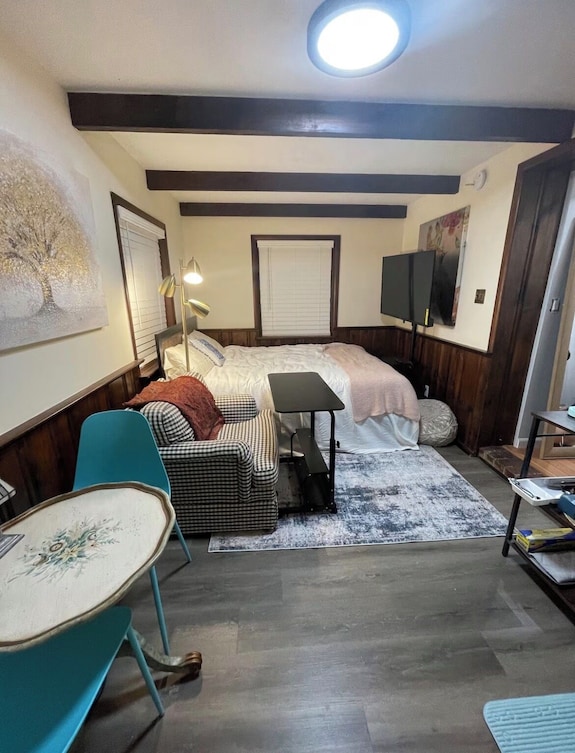 Private Studio Apartment With Kitchen+laundry+fenced Yard In Arlington - Arlington, VA