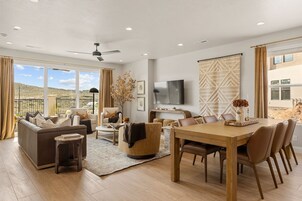 Casa geminada, 6 quartos | Área de estar