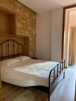 Quarto Duplo, vista para o pátio