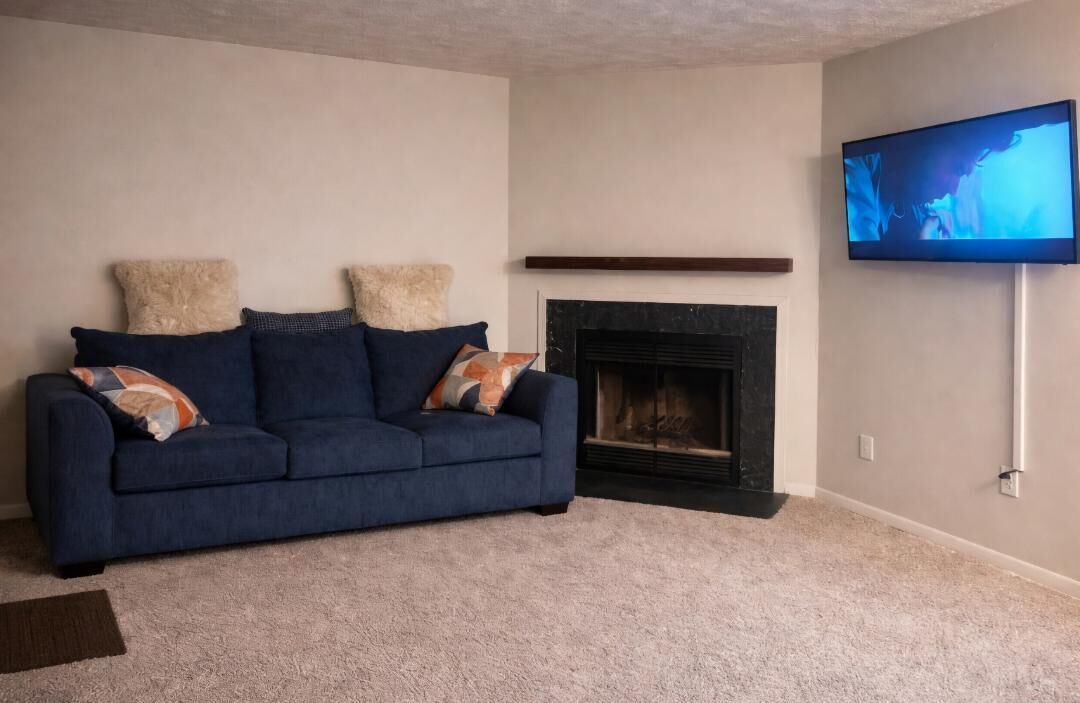 Cozy 2-bedroom Condo In Charming Newport News With Ac - Smithfield, VA