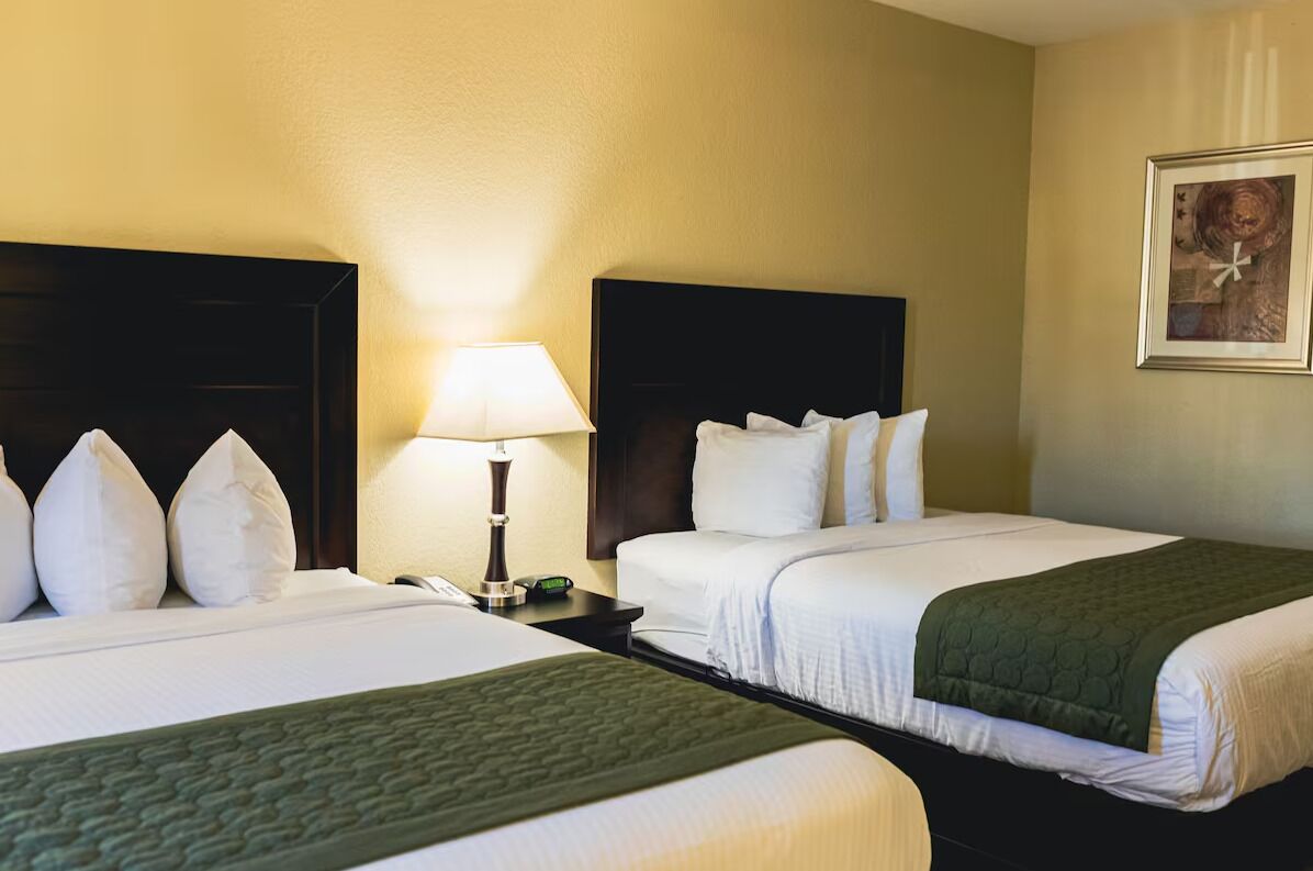 Room For Business Or Leisure Near Downtown Tyler - Just 4.5 Miles Away! - Chandler, TX