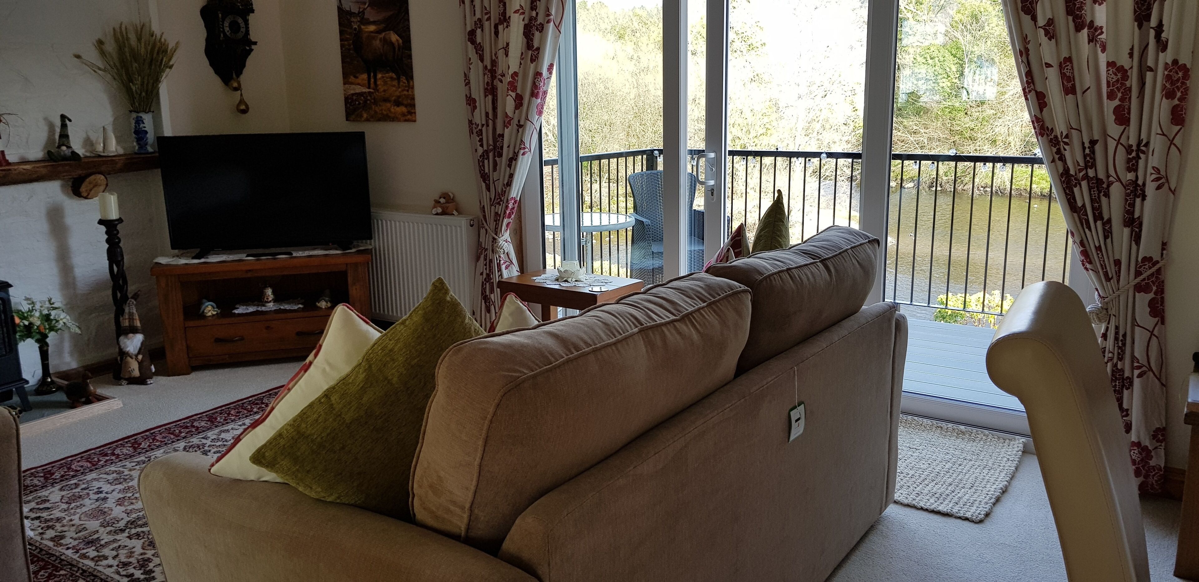 Riverside Cottage Views From Veranda To The River And Wildlife It Brings - Ayrshire