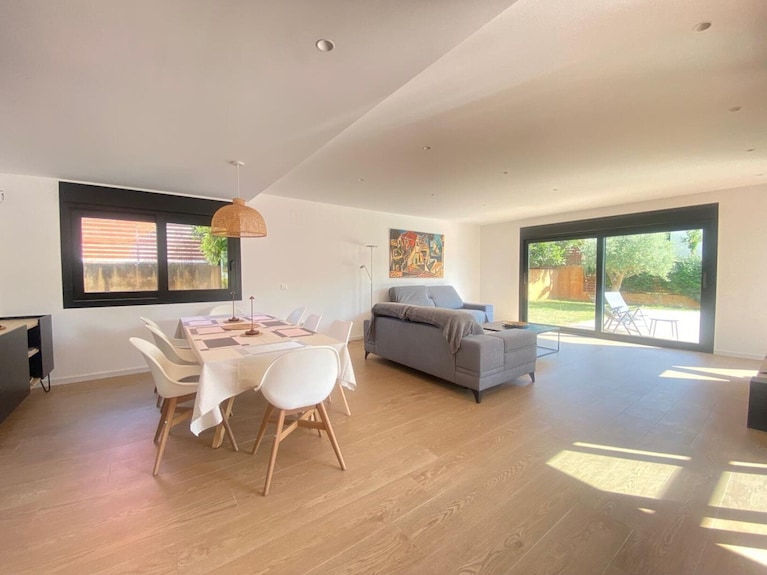 Moderna Villa 5 Hab. Cerca De Golf Y Playa En Costa Dorada - Tarragona, España