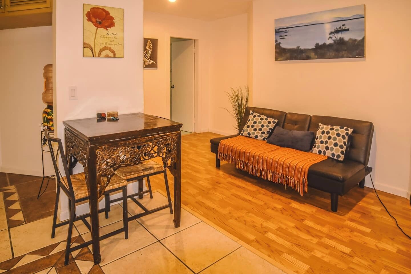 Stylish Apartment #4: Upscale Chapultepec District - Tijuana