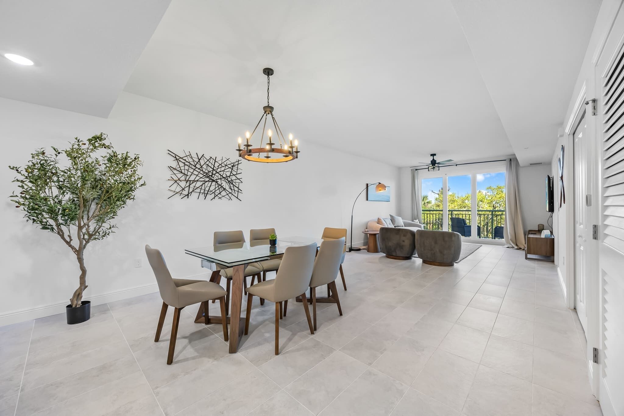 River Fly In: Garden View - Merritt Island, FL