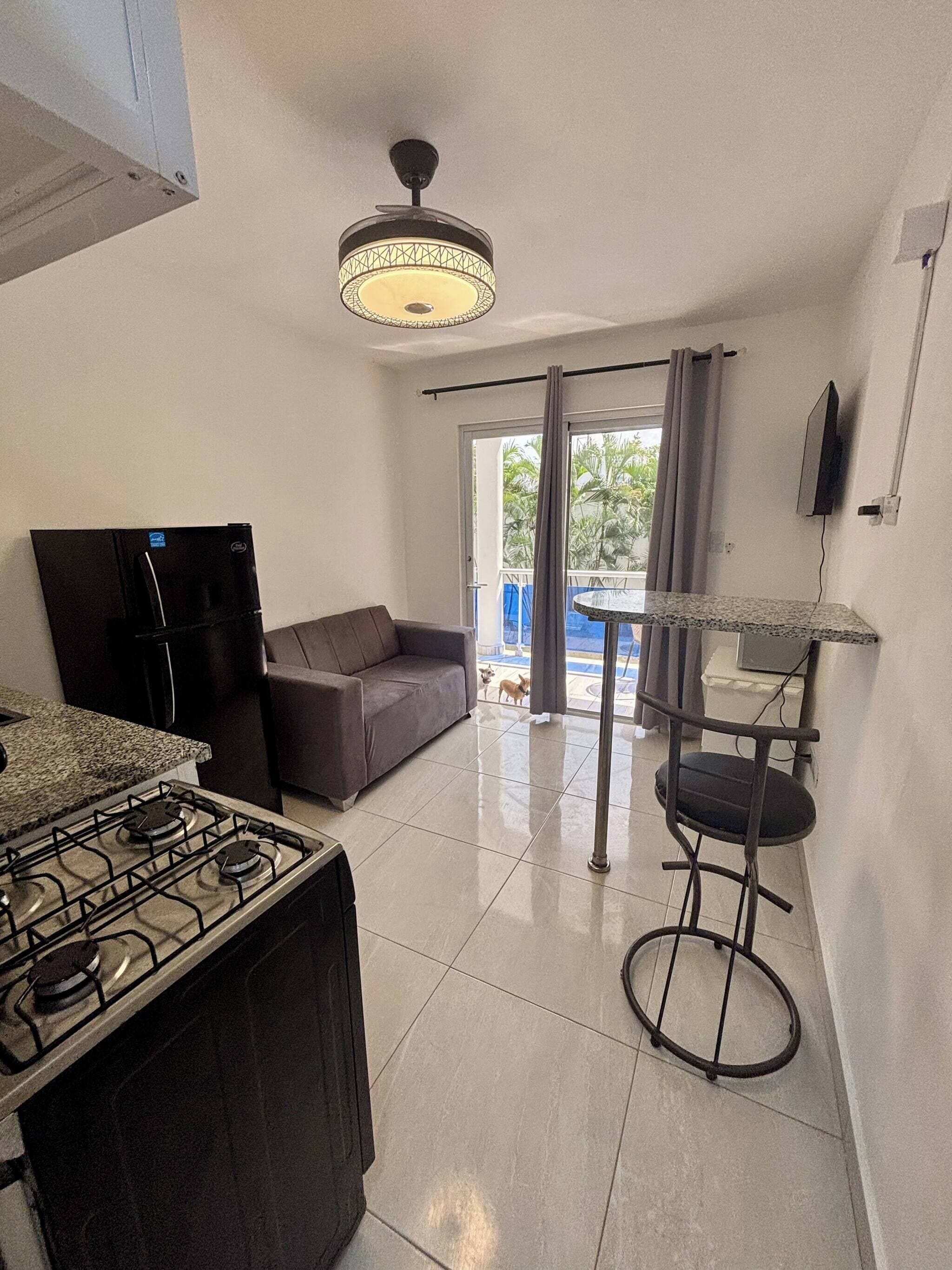 Apartamento em Condomínio Fechado, 1 quarto, pátio | Interior