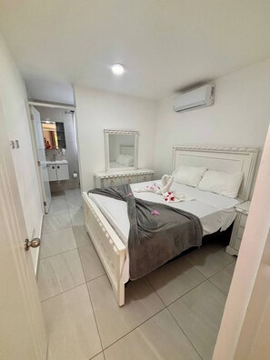 Apartamento em Condomínio Fechado, 1 quarto, pátio | 1 quarto 