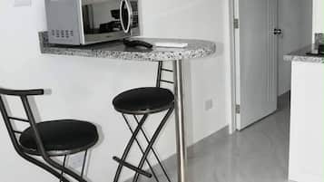 Apartamento, 1 quarto, pátio | Interior