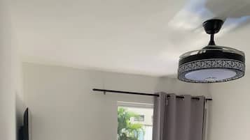 Apartamento, 1 quarto, pátio | Sala