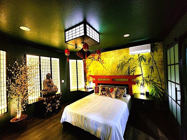 Asian Zen With Jacuzzi, Kitchenette, Near Victoria Sq - Reno