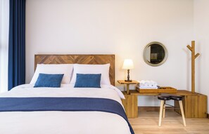 13-pyeong couple room