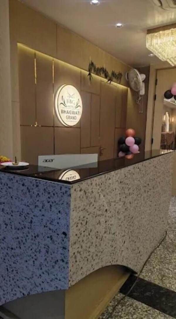 Hotel Bhagwati Grand - Jhansi