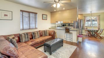 Casa (2 Bedrooms) | Interior