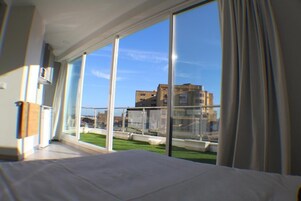 Suite, varanda, Vista para a cidade | Wi-fi grátis 