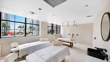 Apartamento, sacada, vista para a cidade | Spa