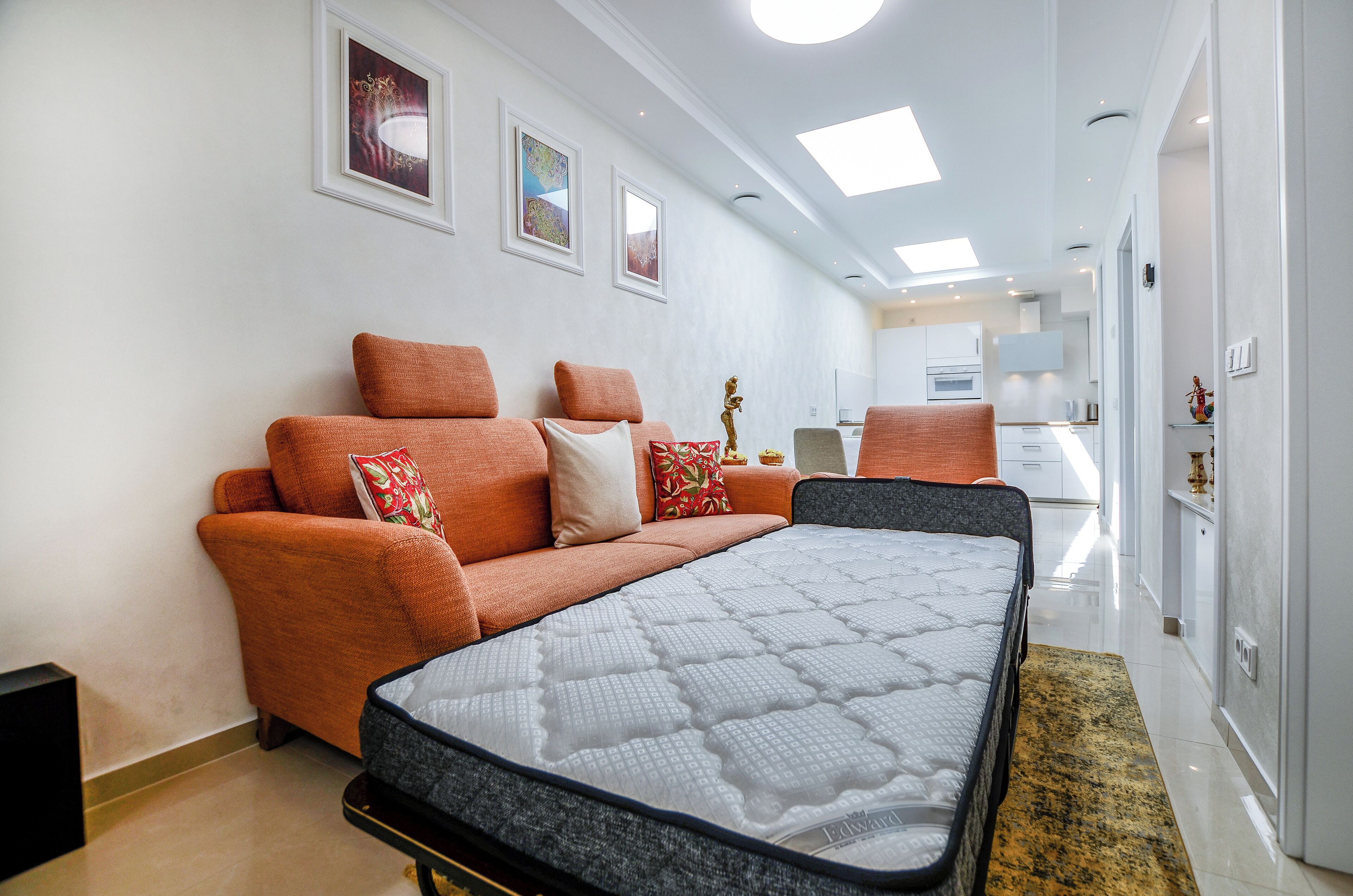 Stylish & Chic, New Apartment, Subway Stop 2 Minutes Walk - Hürth