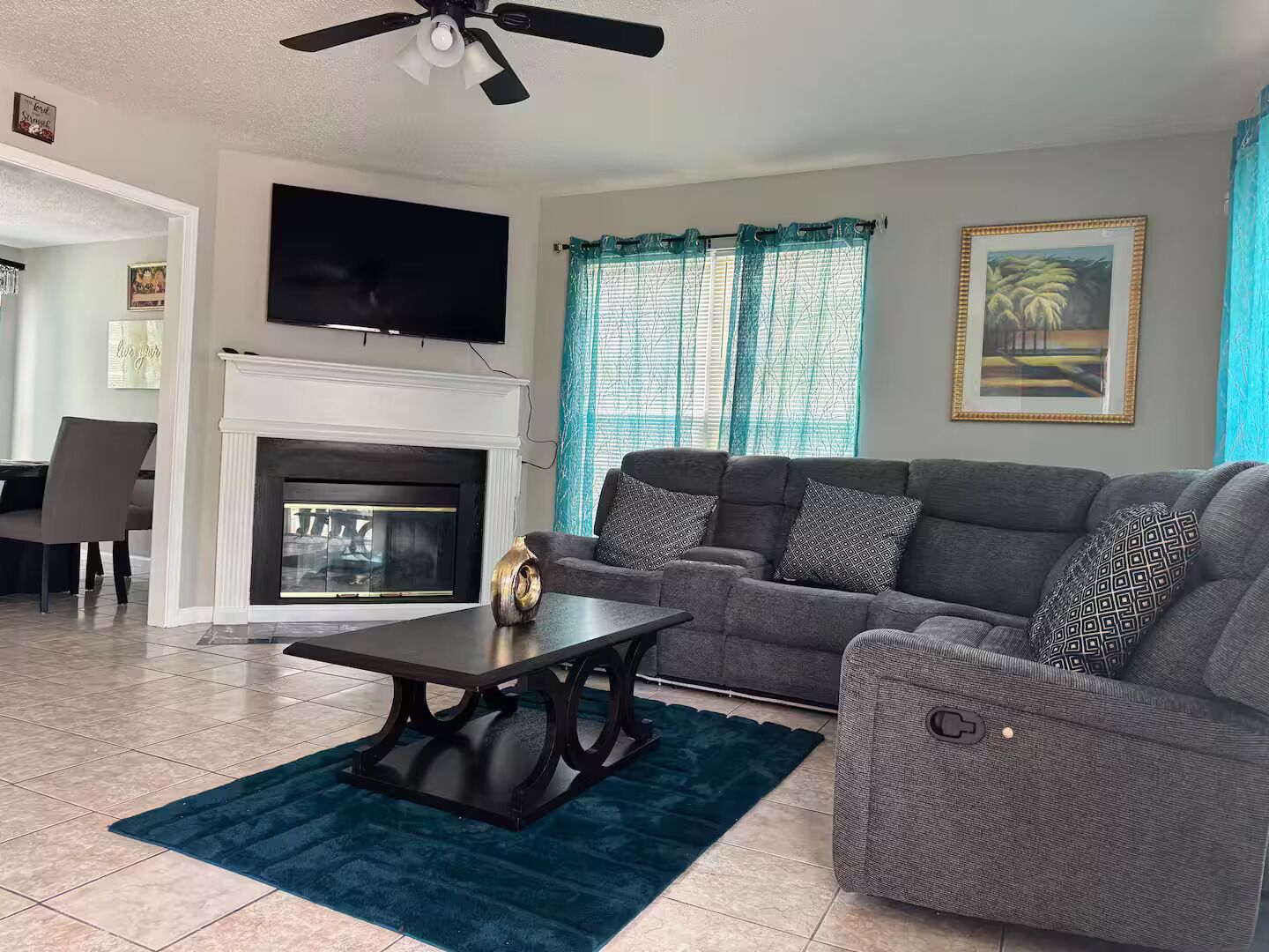 3-bedroom House In Gorgeous Riverdale With Cool Ac - Riverdale, GA